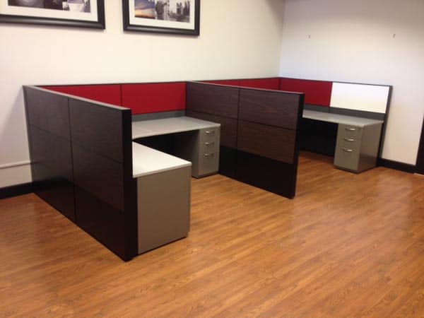 AIS Matrix Cubicles with Woodgrain Laminate | FCI & Design